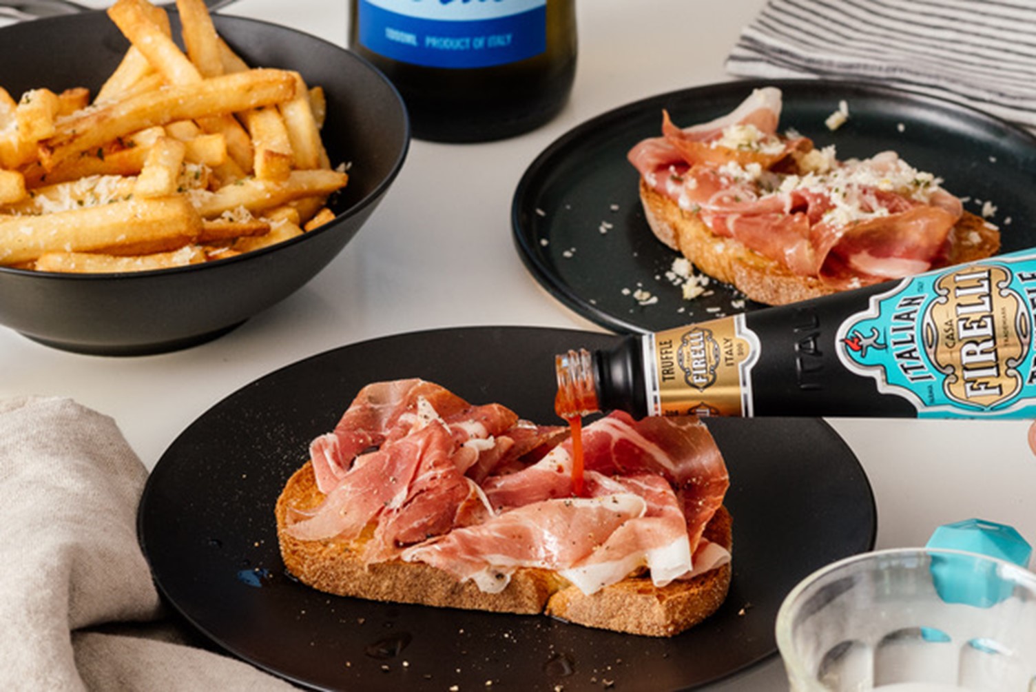 New for Christmas 2022: Firelli Hot Sauce launches Trio Gift Pack ...